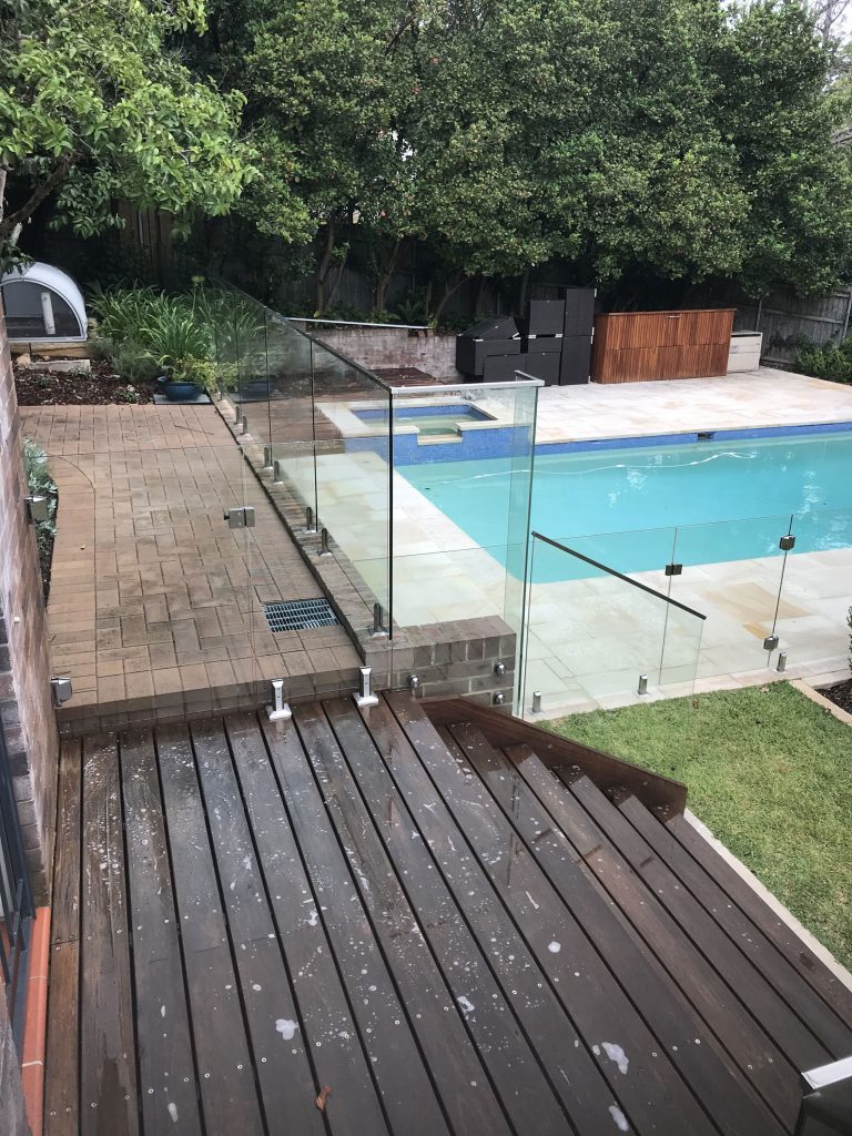 How to clean your glass balustrade or pool fence | Interglass Designs